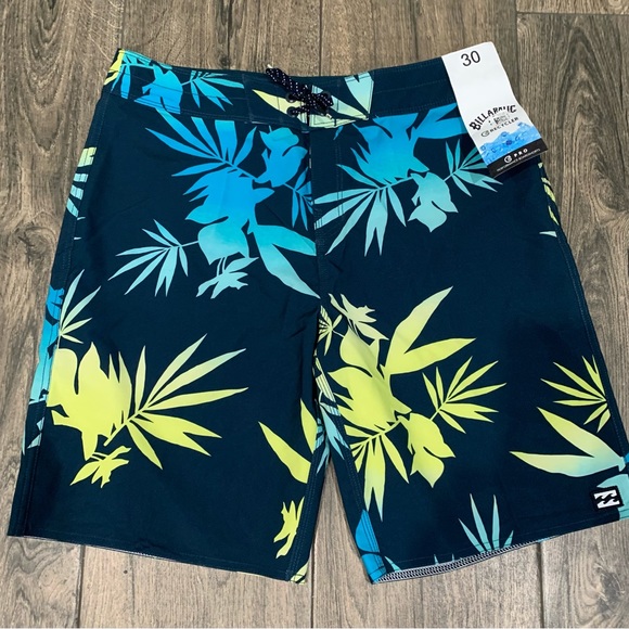 Billabong | Swim | Nwt Billabong Board Shorts | Poshmark
